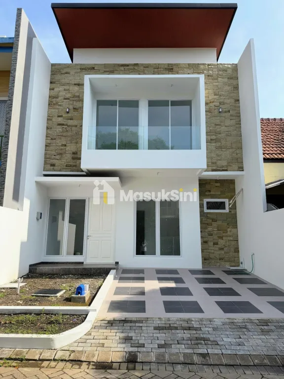 Jual Rumah Baru Sangat Mewah di Perum Graha Family Surabaya | MasukSini.com